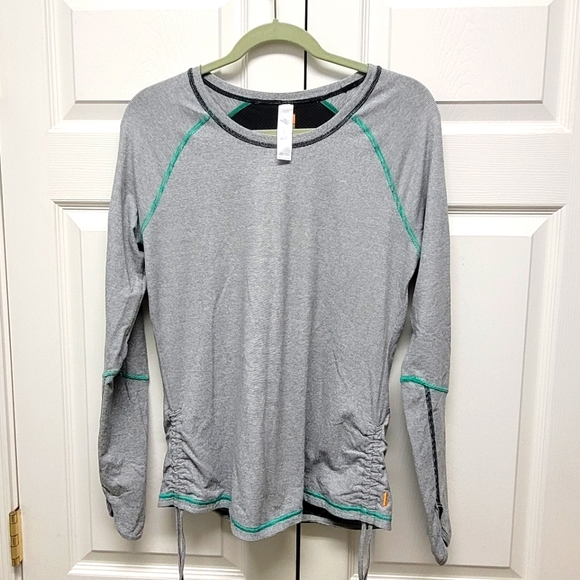 Lucy | Tops | Lucy Activewear Pullover Yoga Top | Poshmark